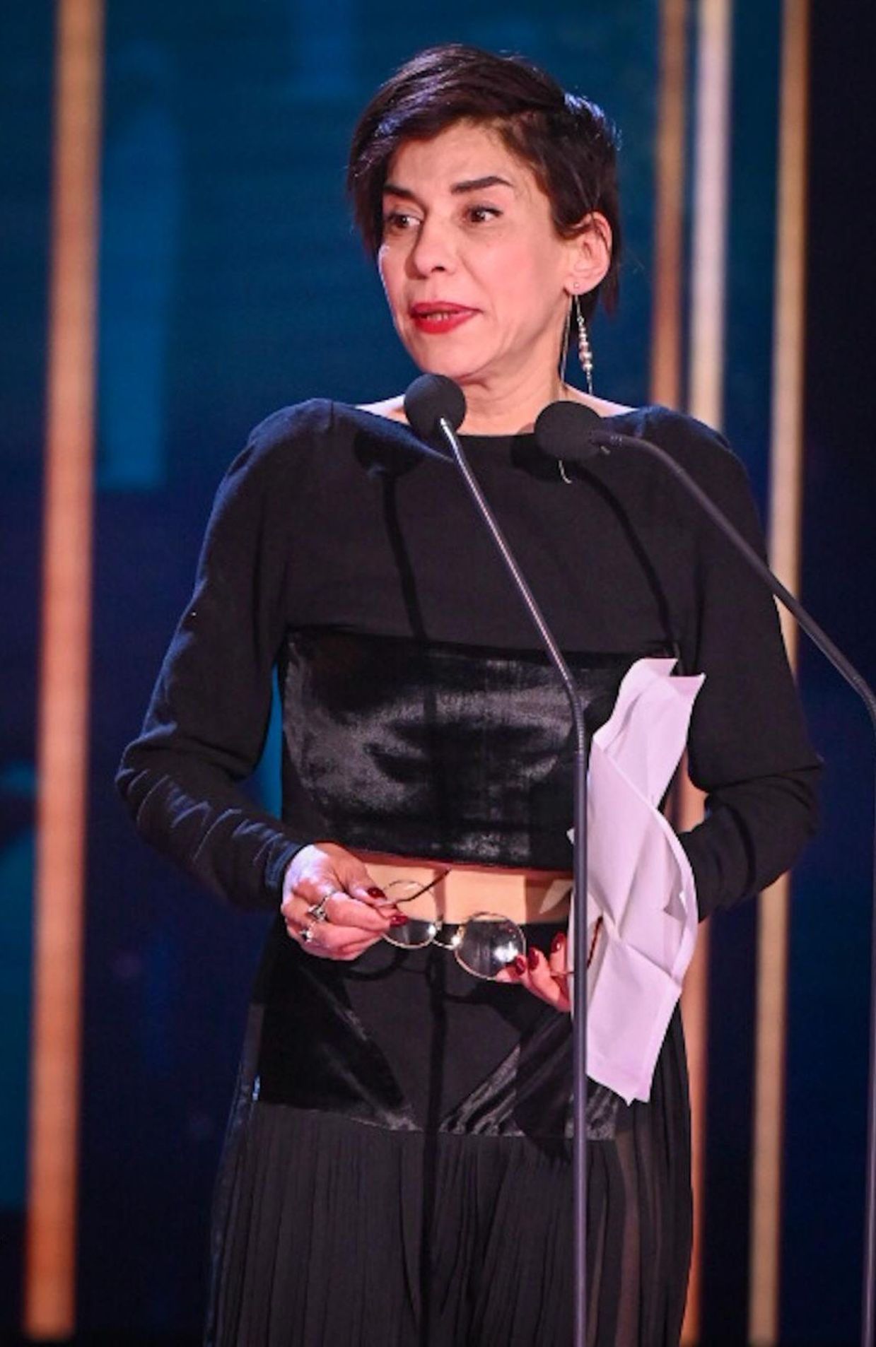 Lubna Azabal, émue aux larmes, dédie son Magritte de la meilleure ...