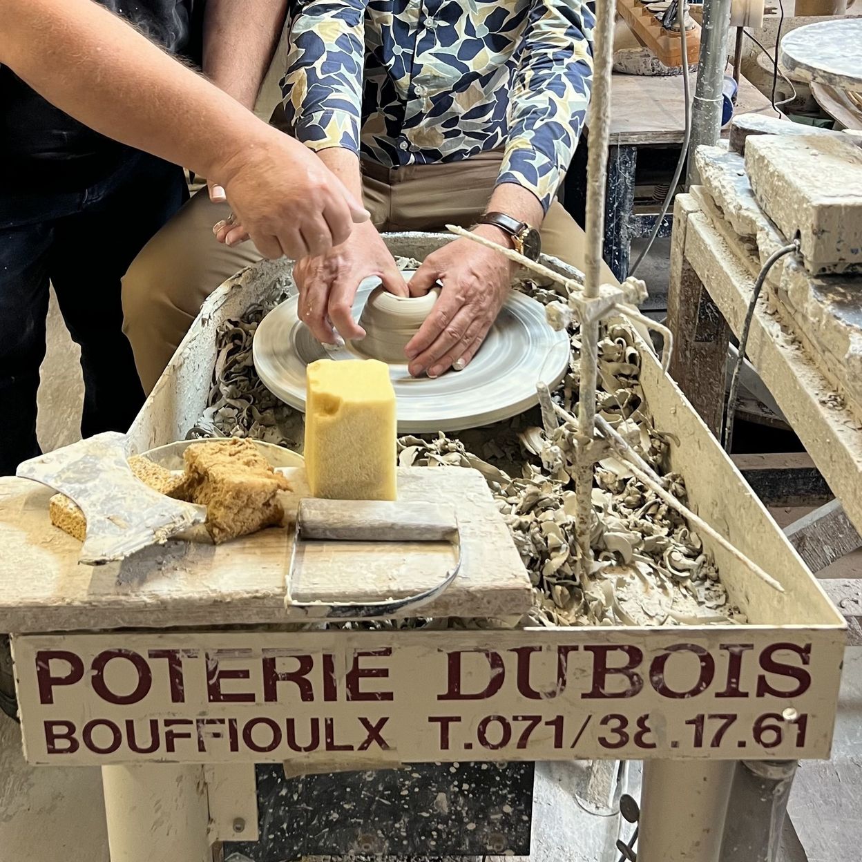 'Poterie Dubois' : la plongée captivante de Philippe Jauniaux dans l ...