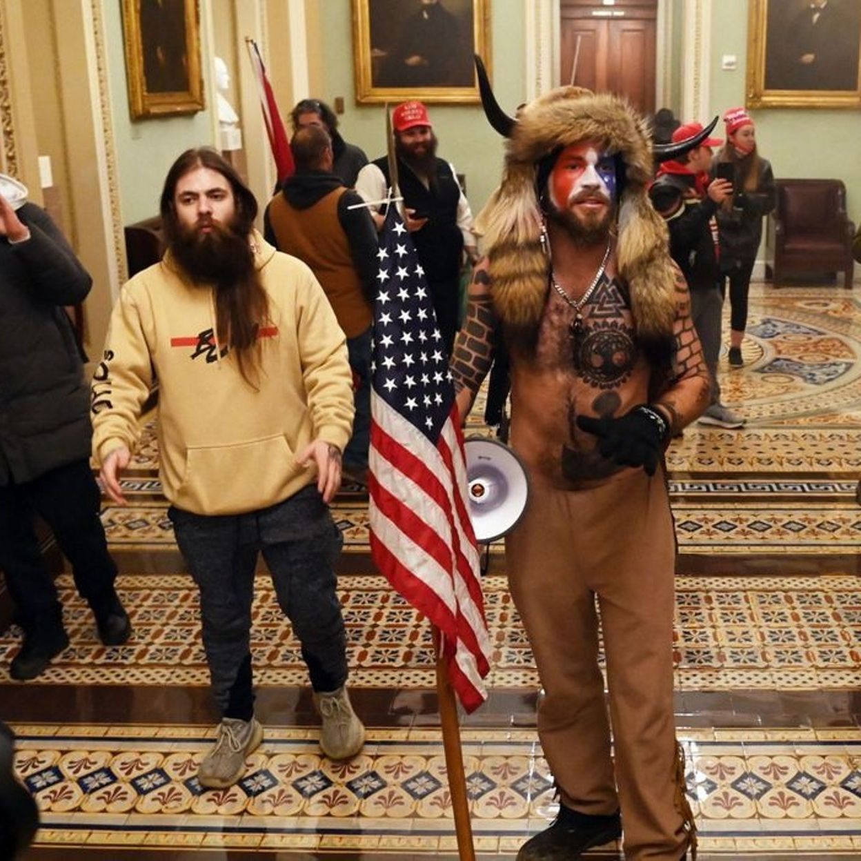 Il y a cinq ans, Trump face à l’impeachment : une procédure historique - RTBF Actus