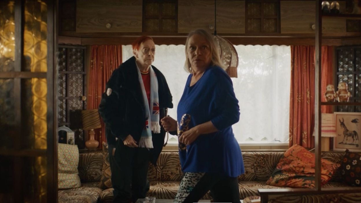 Rencontrez les acteurs et actrices de vos séries Tipik 'Trentenaires' et 'Baraki' aux Villages ...