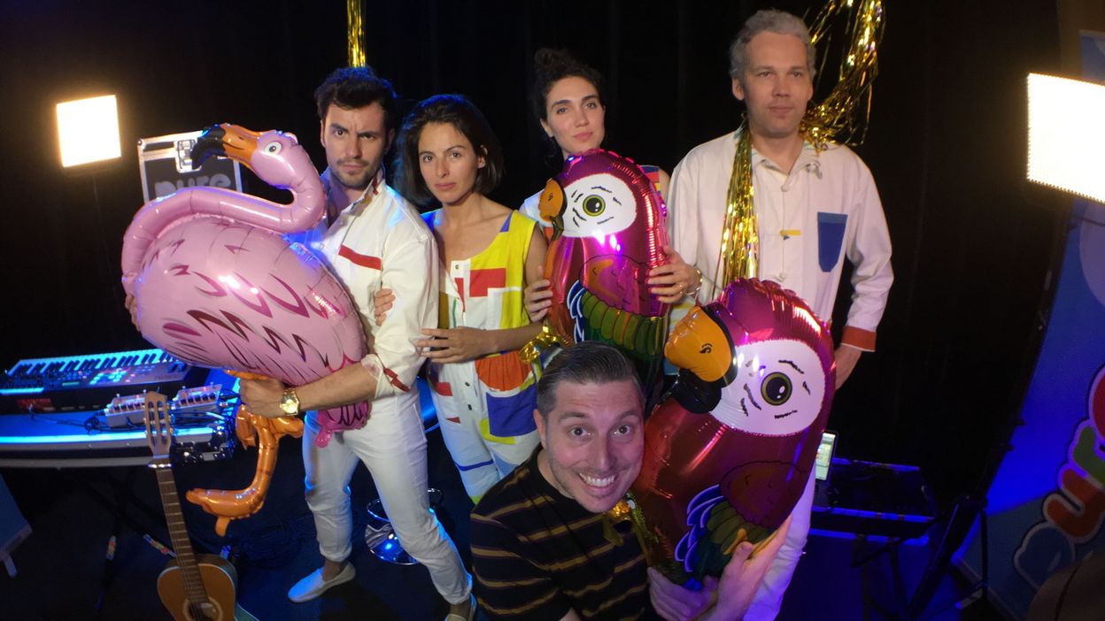 Bonus video: Polo & Pan en session live dans Black Market - RTBF Actus