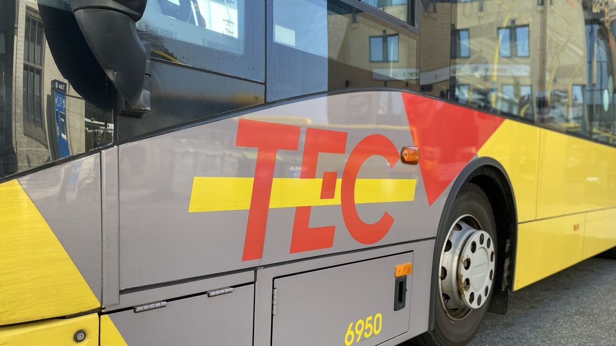 La Stib commande 36 bus électriques - RTBF Actus