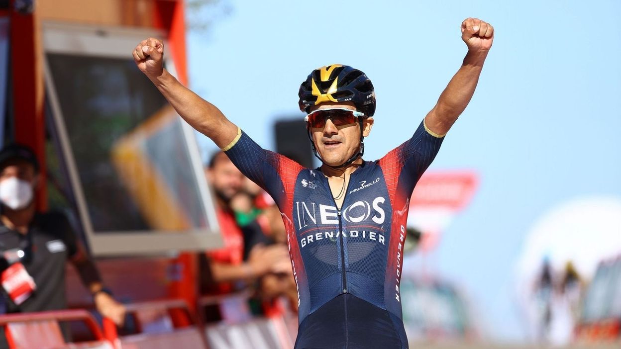 Vuelta 2022 : Frayeur pour Remco Evenepoel qui chute mais repart - RTBF Actus