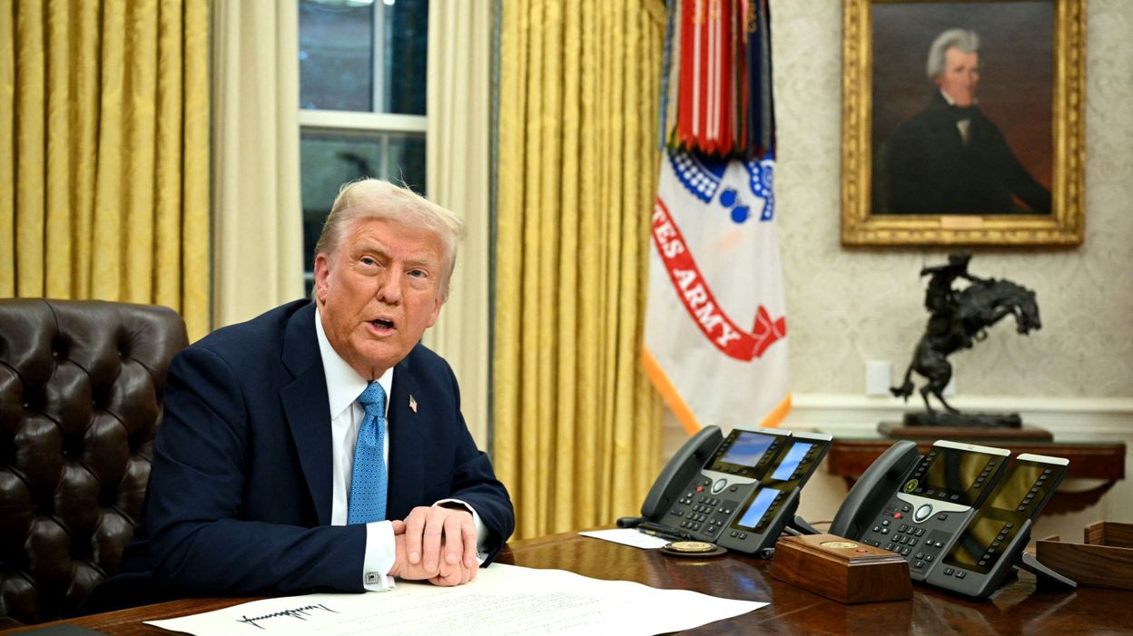 Donald Trump annonce qu'il va revenir sur l'augmentation des droits de ...