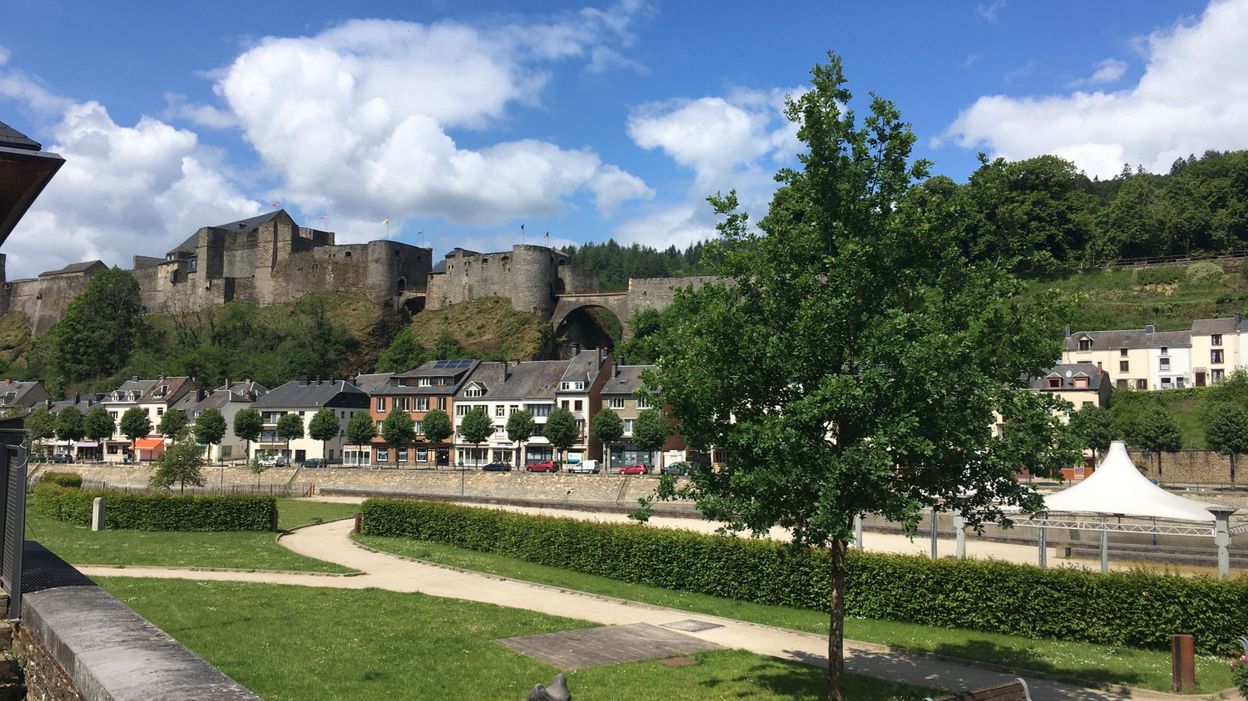 Le château fort de Bouillon se visite aux flambeaux pour la Saint ...
