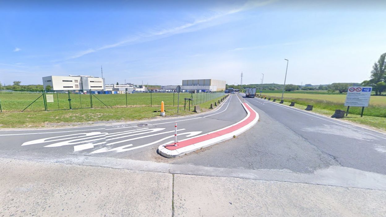 Lessines : la colère des ouvriers de Baxter - RTBF Actus