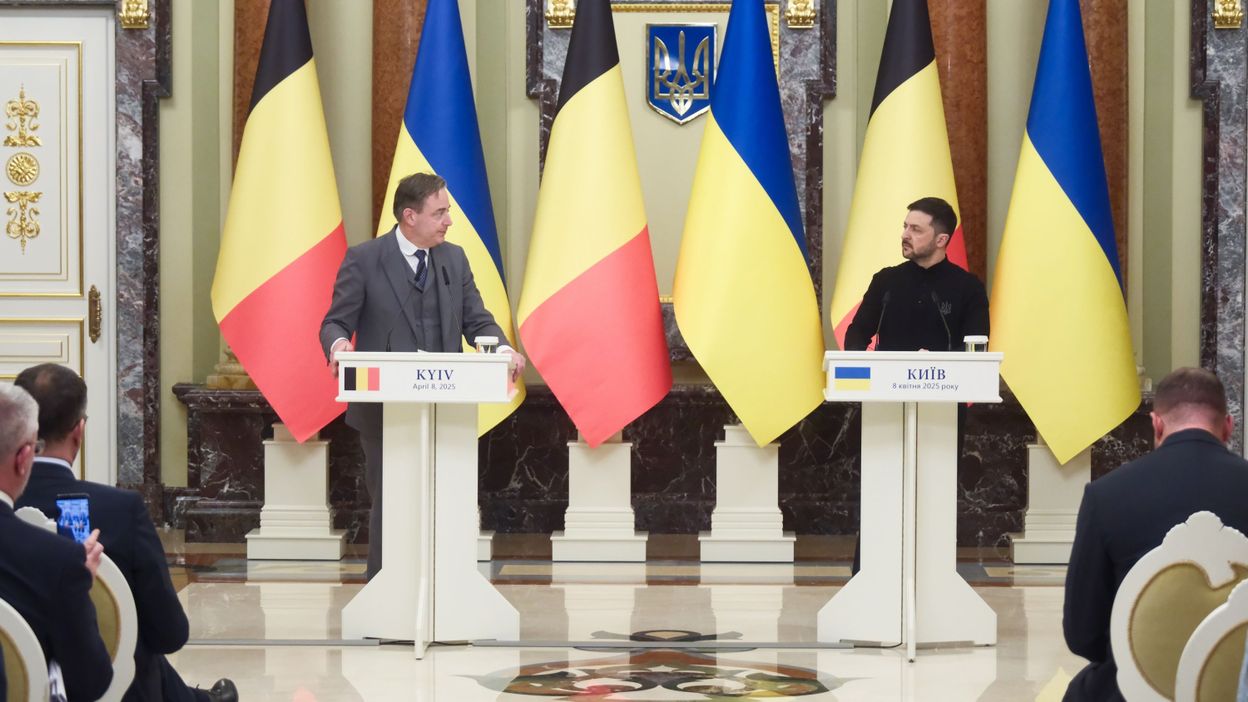 Dans un bunker de Kiev, Bart De Wever et dix patrons du secteur de la ...