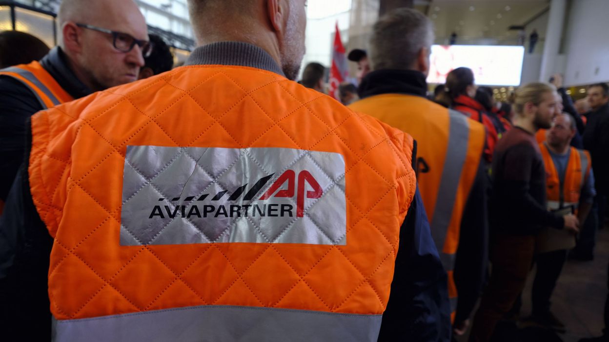 Aviapartner: les travailleurs approuvent le préaccord, pas de retour à ...