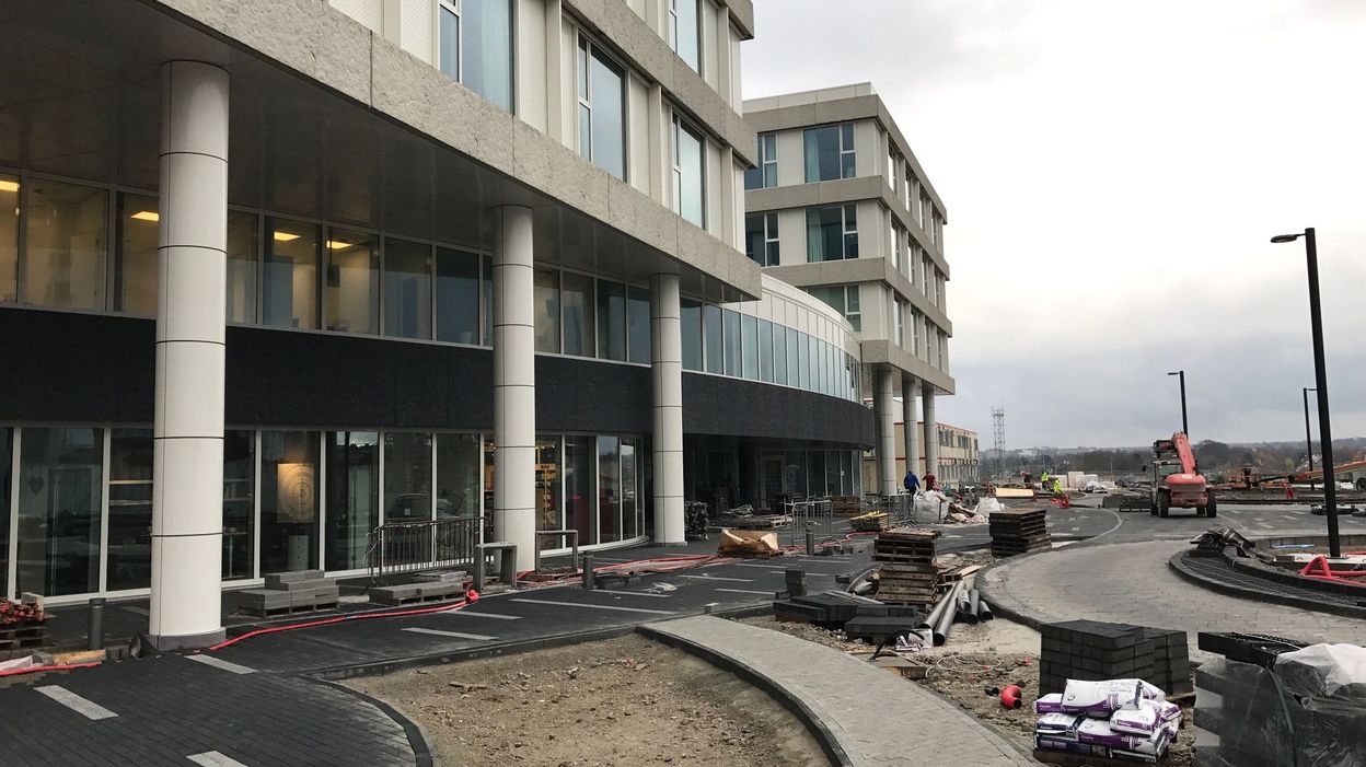 Le transfert des patients de la clinique Edith Cavell terminé, la ...