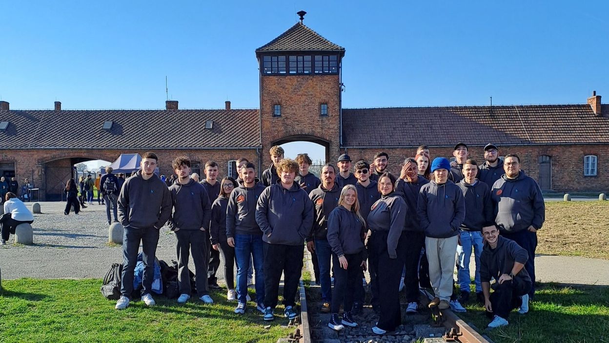 44 survivants d’Auschwitz racontent leur histoire dans un documentaire ...