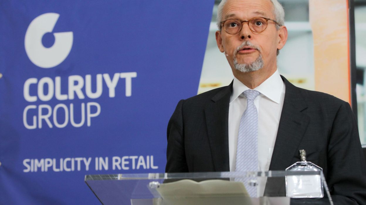 Ollignies: inauguration du nouveau centre logistique de Colruyt - RTBF ...