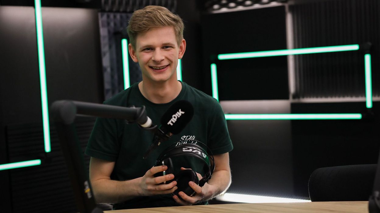 Le TikTokeur Nicolas Lacroix débarque sur Tipik, en TV et en radio ...