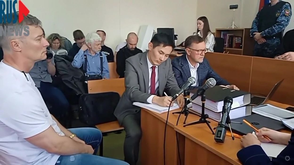 L’opposant russe Alexeï Navalny serait-il empoisonné en prison ? - RTBF ...