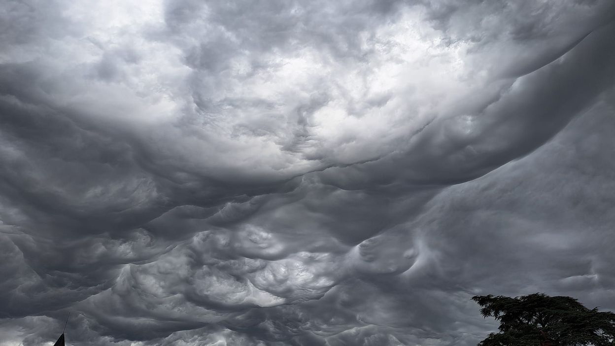 Asperitas : le nuage apocalyptique qui a fait sensation ce samedi en ...