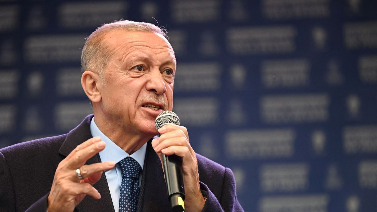 Elections en Turquie : le président Erdogan promet une transition ...