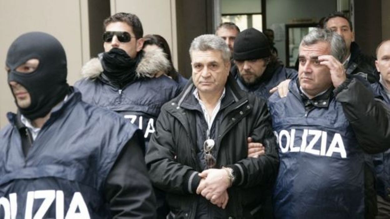 Mafia: une quarantaine d'arrestations en Sicile et près de Naples ...