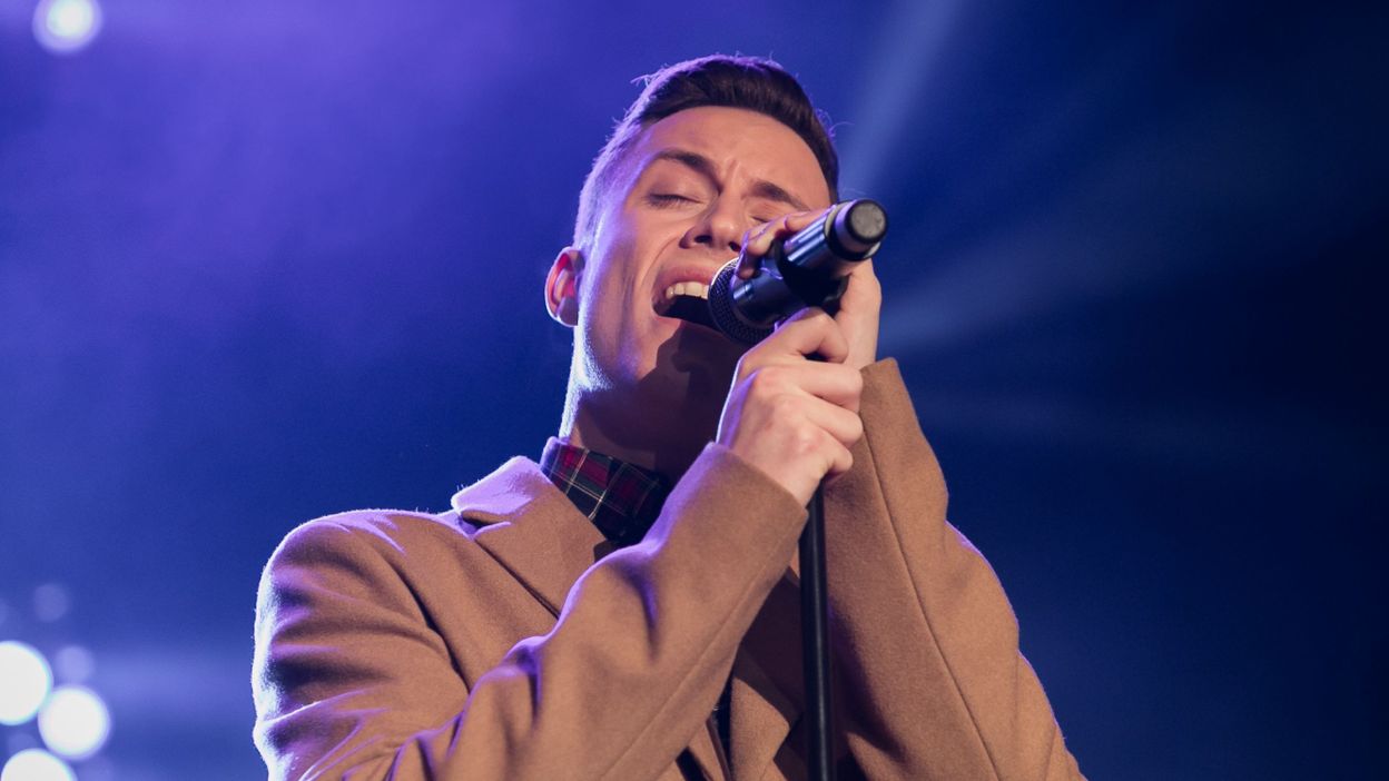 Loïc Nottet vous emmène dans l'univers magique de Mary Poppins ! - RTBF ...