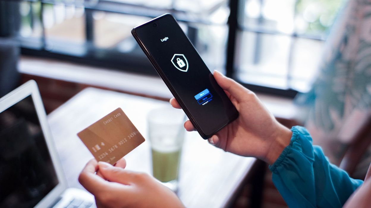 Les cartes Maestro deviennent Mastercard débit : comment s’y retrouver ...
