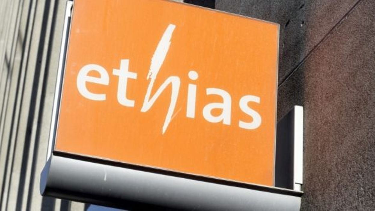 Le compte 'First' d'Ethias dans le collimateur de l'Europe - RTBF Actus