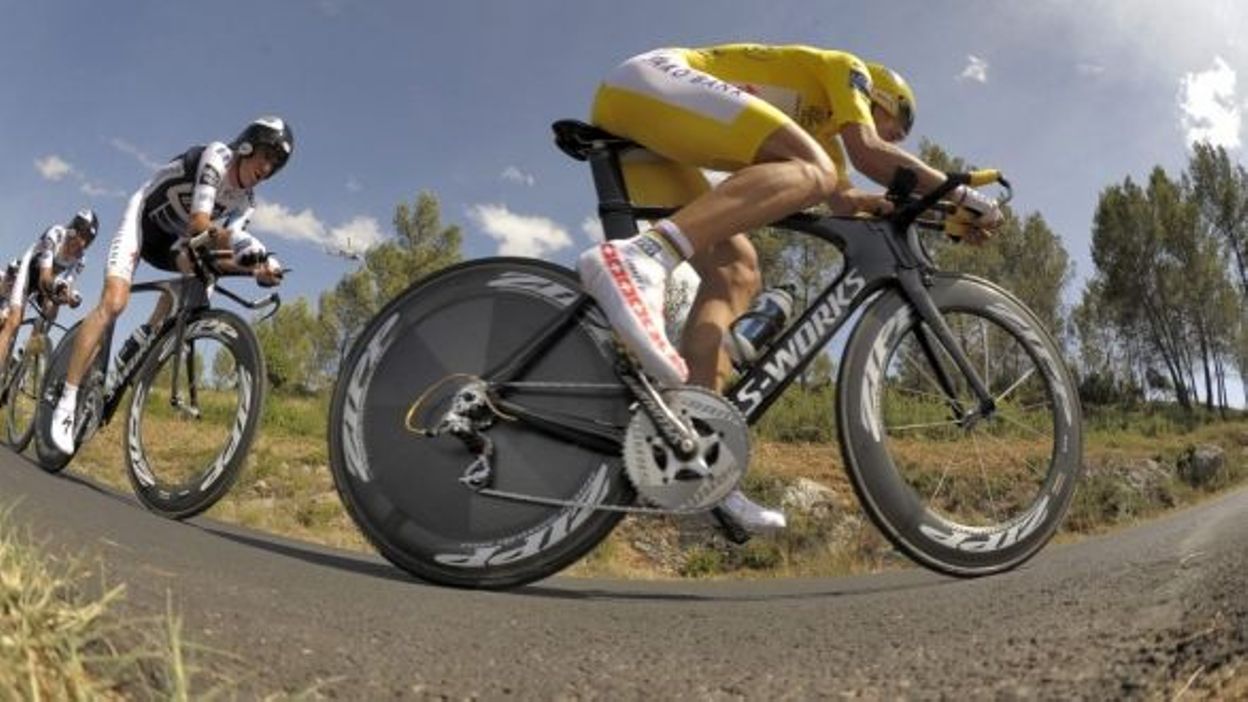Les coulisses du tour - RTBF Actus