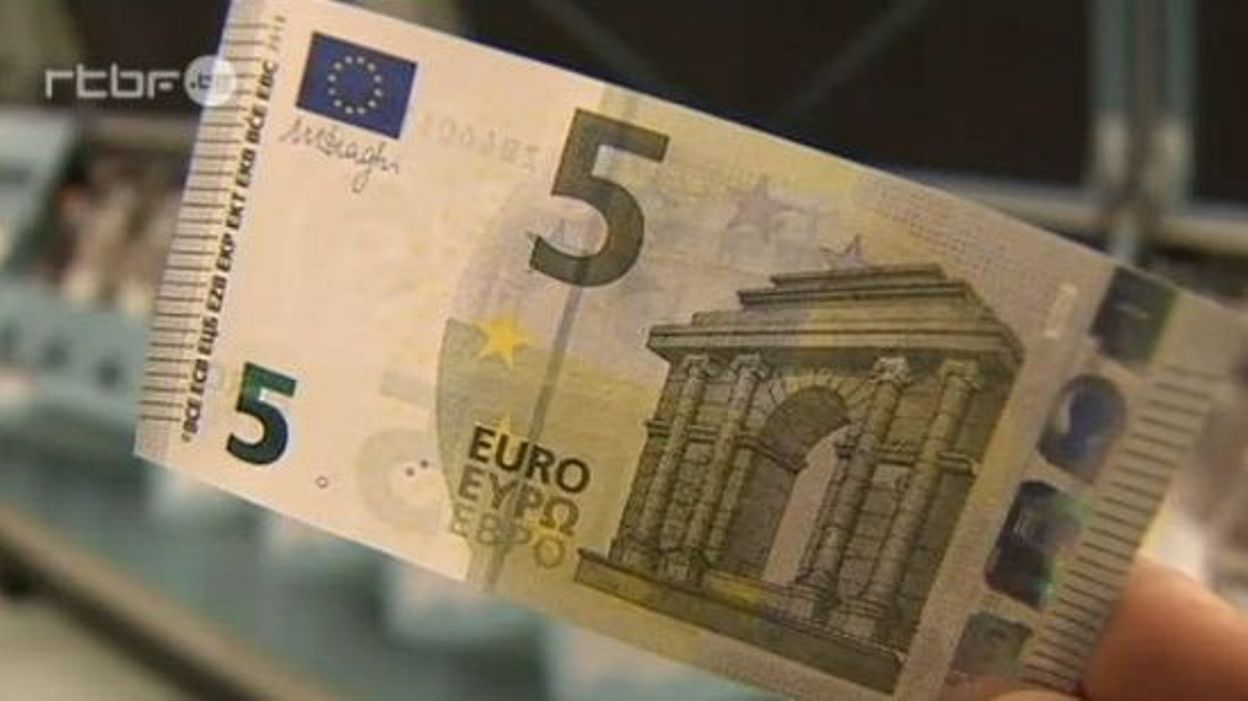 Le billet de 5 euros nouveau est arrivé - rtbf.be