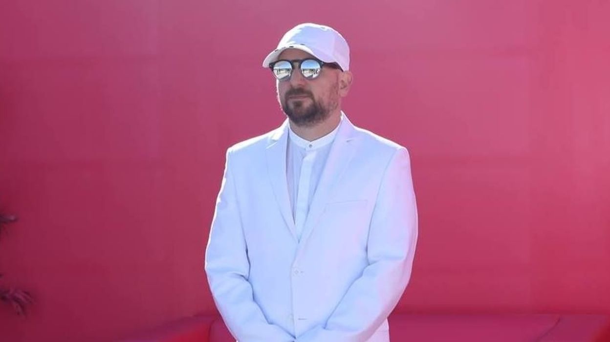 DJ star, musicien fidèle de Stromae, même chanteur... l'incroyable ...