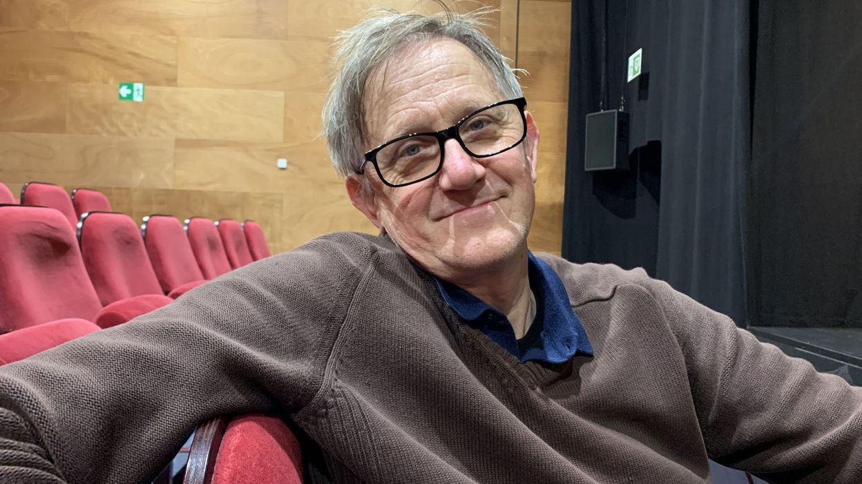 'L'art du rire' de Jos Houben: un maître dans l'art de la gestuelle et ...