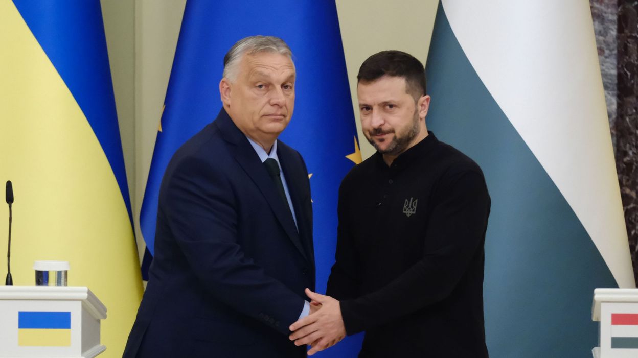 Volodymyr Zelensky : comment l'humoriste est-il devenu le président de l’Ukraine ? - RTBF Actus