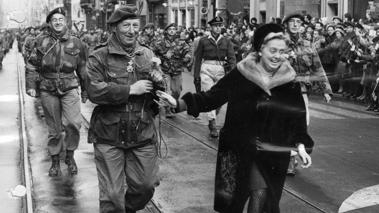 Opération 'Dragon rouge' : il y a 60 ans, les paras belges sautaient ...