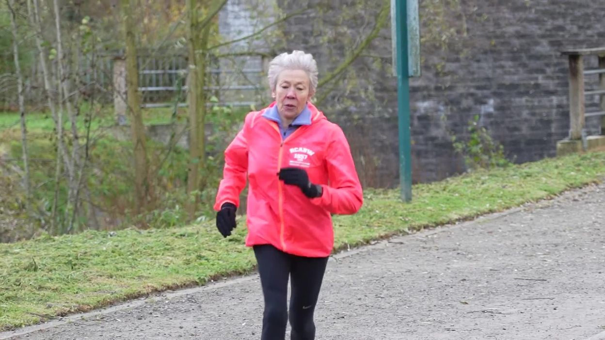 366 marathons en 366 jours : la Belge Hilde Dosogne rentre au Guinness ...