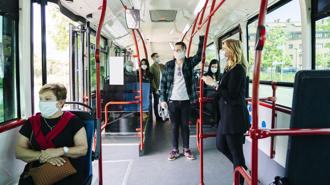 Transports en commun : moins de monde dans les bus - RTBF Actus