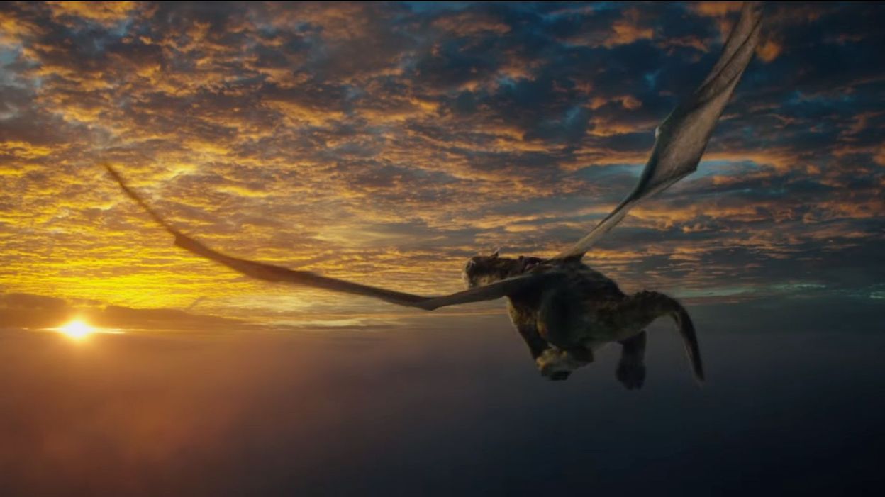 Peter et Elliott le Dragon 2016: on voit bien le dragon dans la ...
