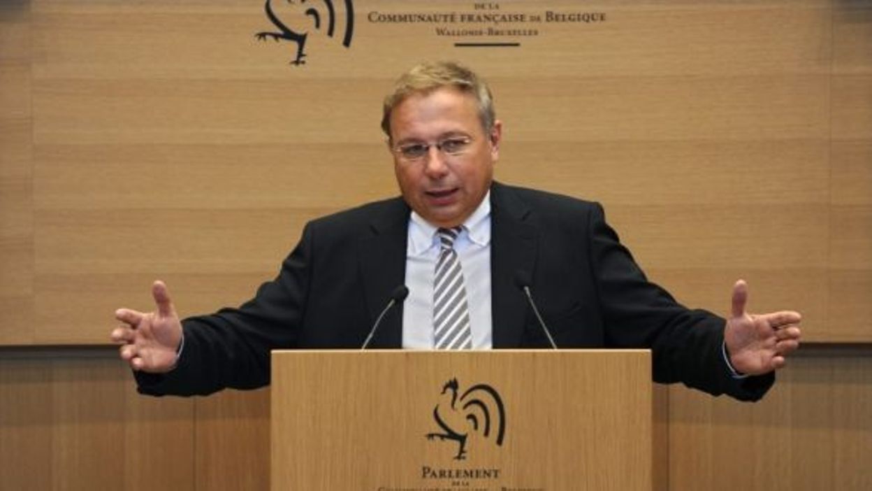 André Antoine tire un trait sur les chèques sport - RTBF Actus