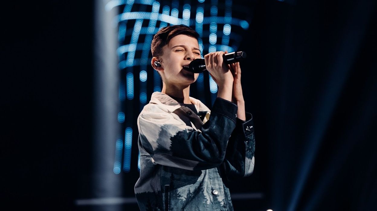 The Voice kids : Joyce reprend « Changer » de Gims en hommage à son arrière-grand-mère - RTBF Actus