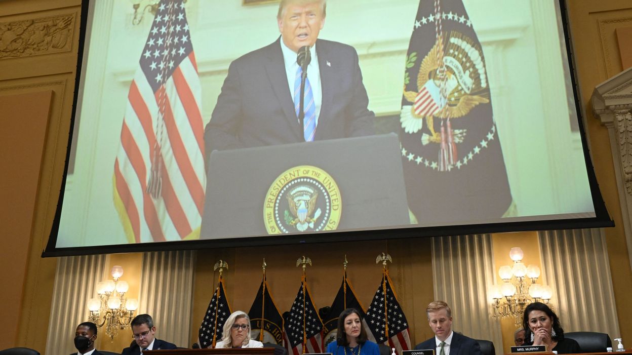 Insurrection à Washington Trump Doit être Tenu Responsable De L