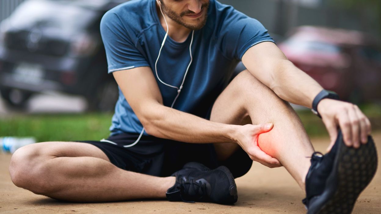 Comment limiter et soulager les crampes musculaires ? - RTBF Actus