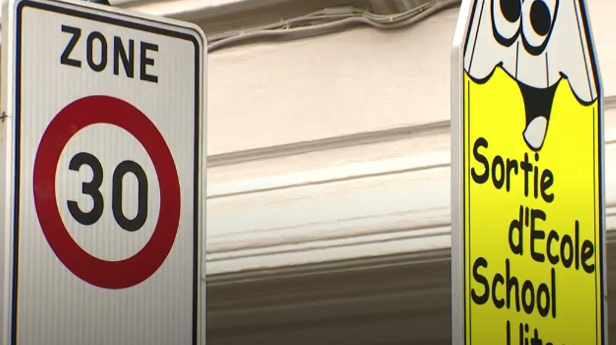 Les zones 30 sont mal signalées et mal respectées - RTBF Actus
