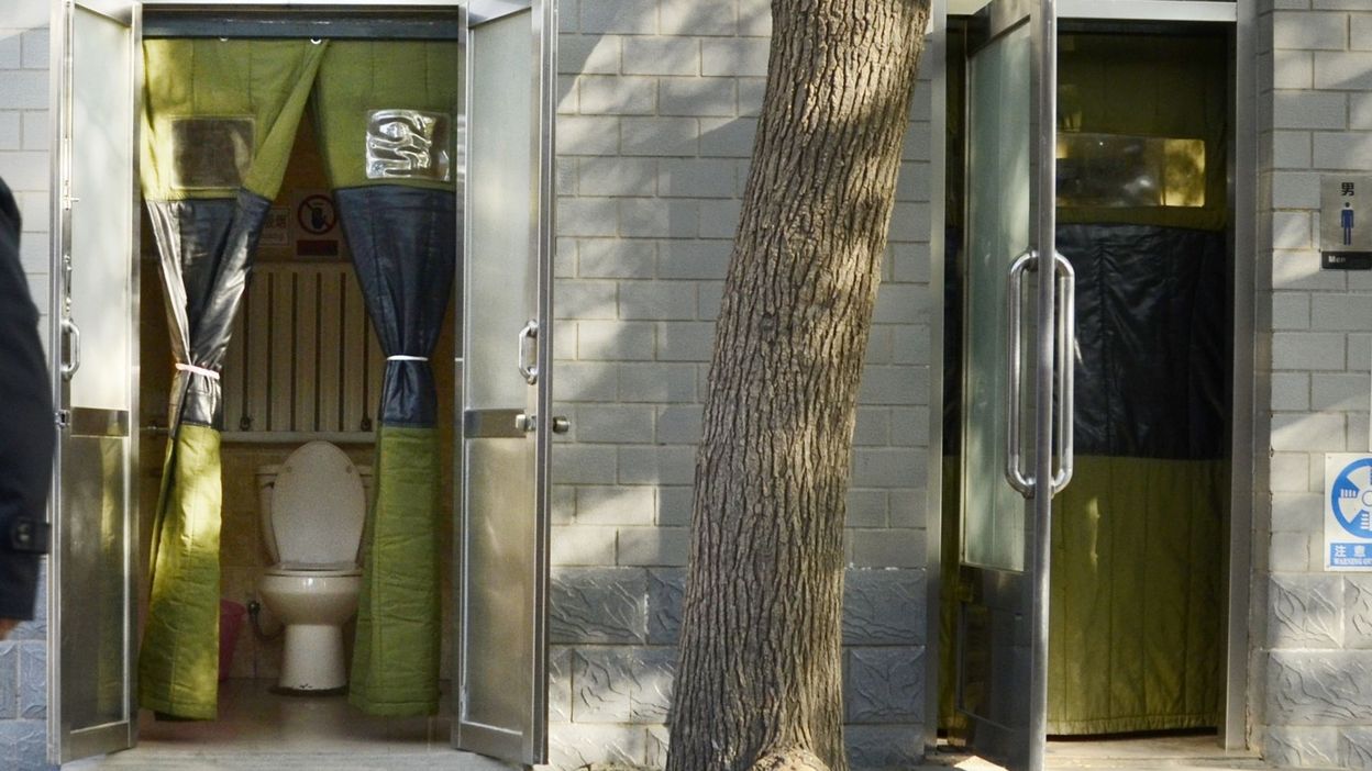 Tourisme: la Chine lance sa 'Révolution nationale des toilettes' - RTBF ...