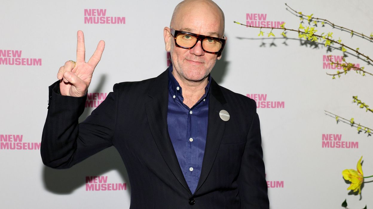Michael Stipe sort le premier vinyle en plastique bio au monde - RTBF Actus