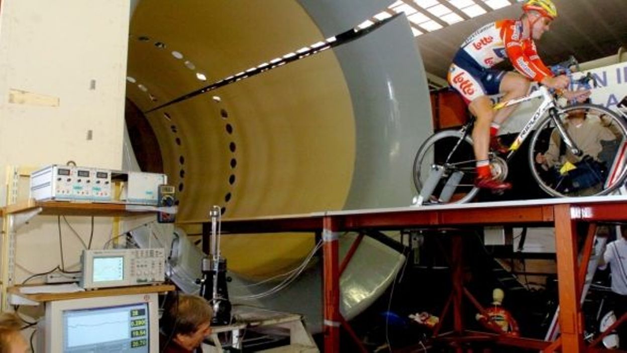 Le vélo le plus rapide du monde testé en Belgique - RTBF Actus