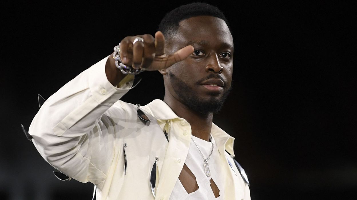 On a vu 'Ça va bien se passer, Dadju', le nouveau documentaire du ...