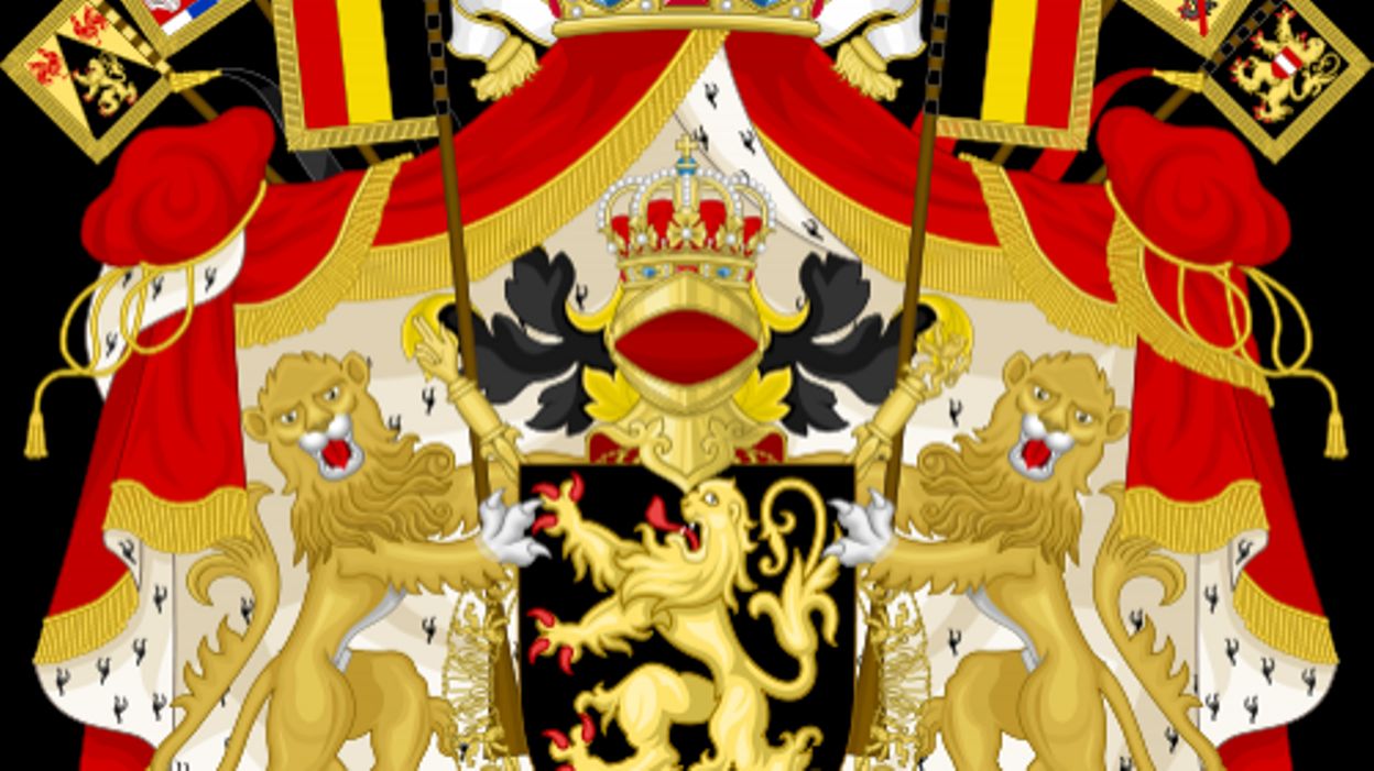 Grande première en 119 ans, les armoiries royales ont été modifiées ...