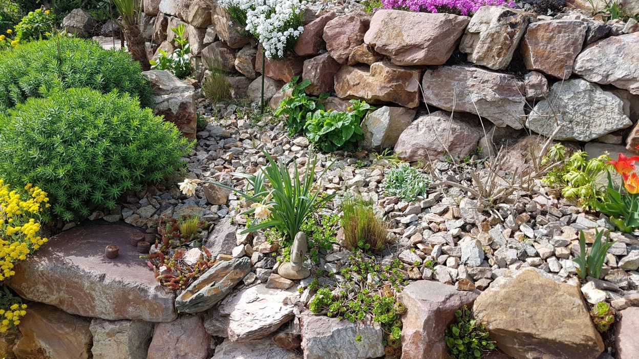Des fascines contre les coulées de boues en Hesbaye - RTBF Actus