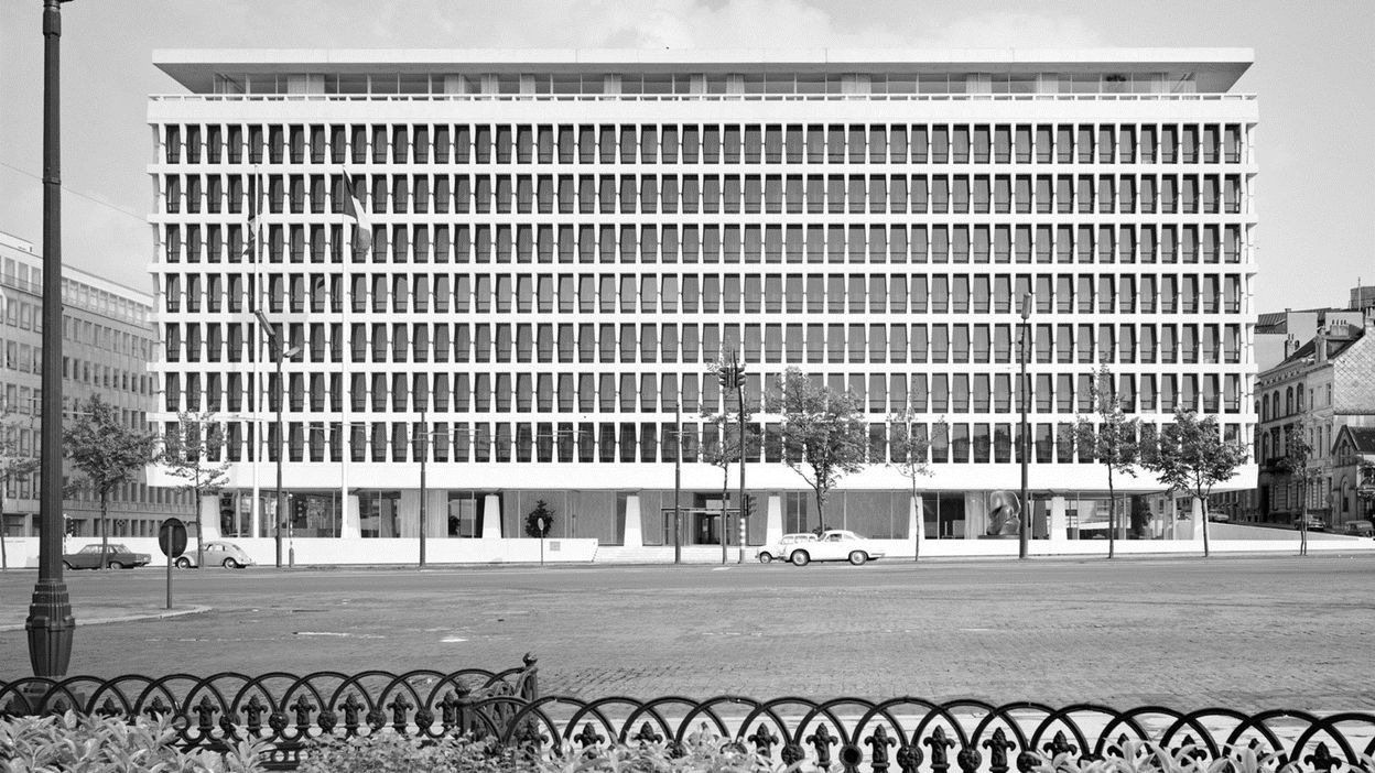 Le siège ING Marnix partiellement classé : retour sur sa flamboyante ...