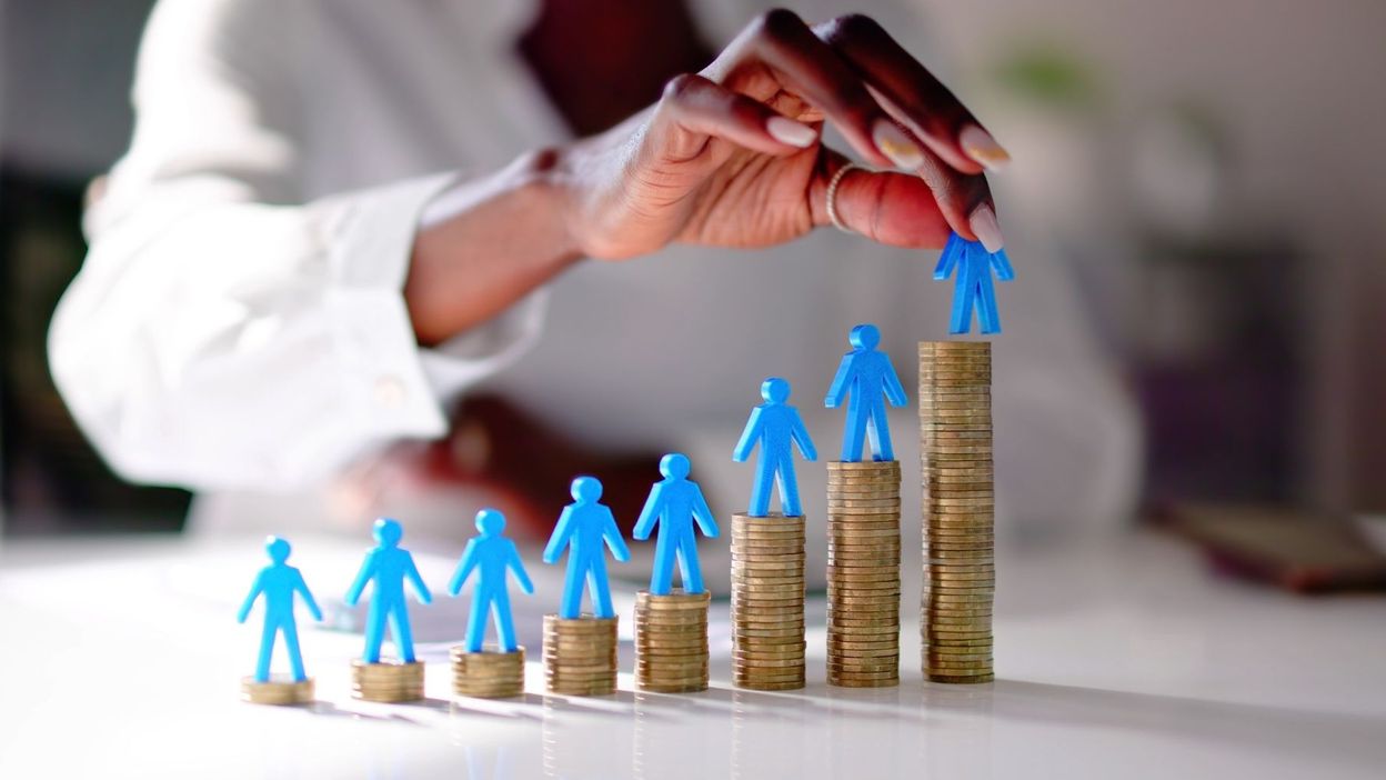 Les 4 dangers de l'individualisme expliqués par la philosophie - rtbf.be