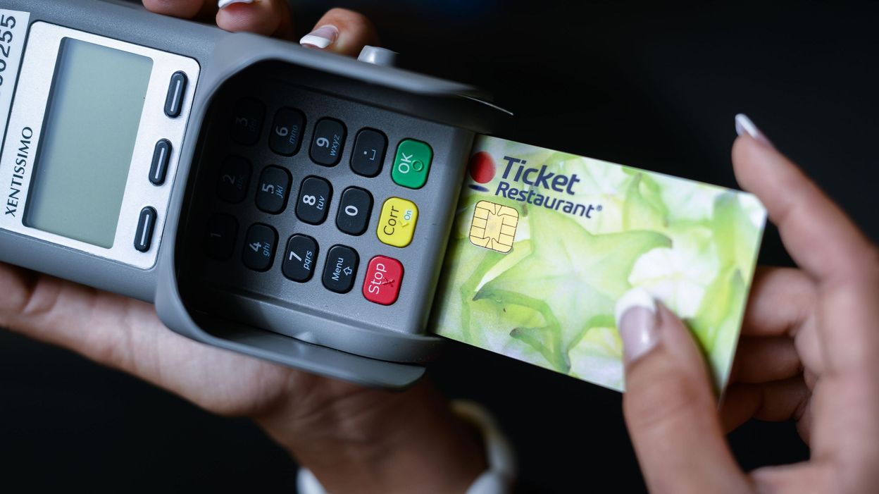 Le chèque-repas pourra passer de 7 à 8 euros - RTBF Actus