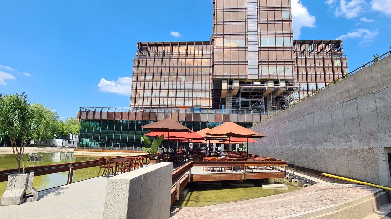 Découvrez FOX, le Food Market bruxellois où gastronomie et festivités s ...