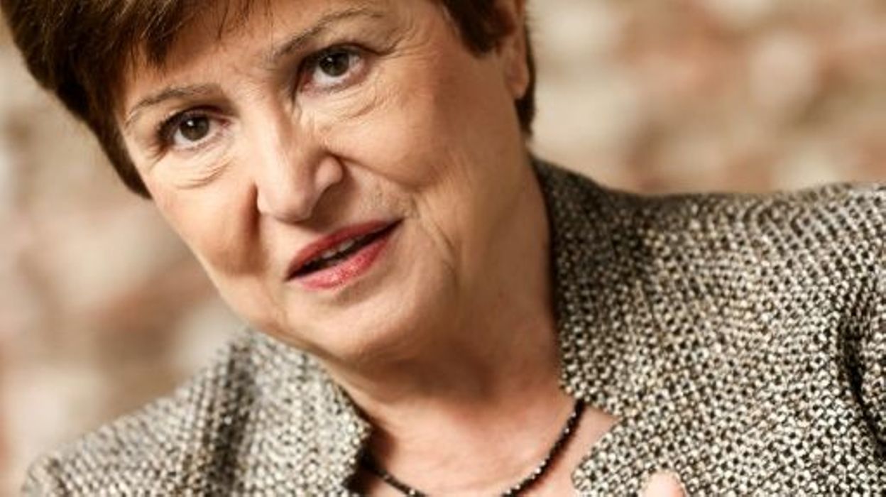 Allemagne : 'Olaf le pirate', le chancelier Scholz se présente, avec ...