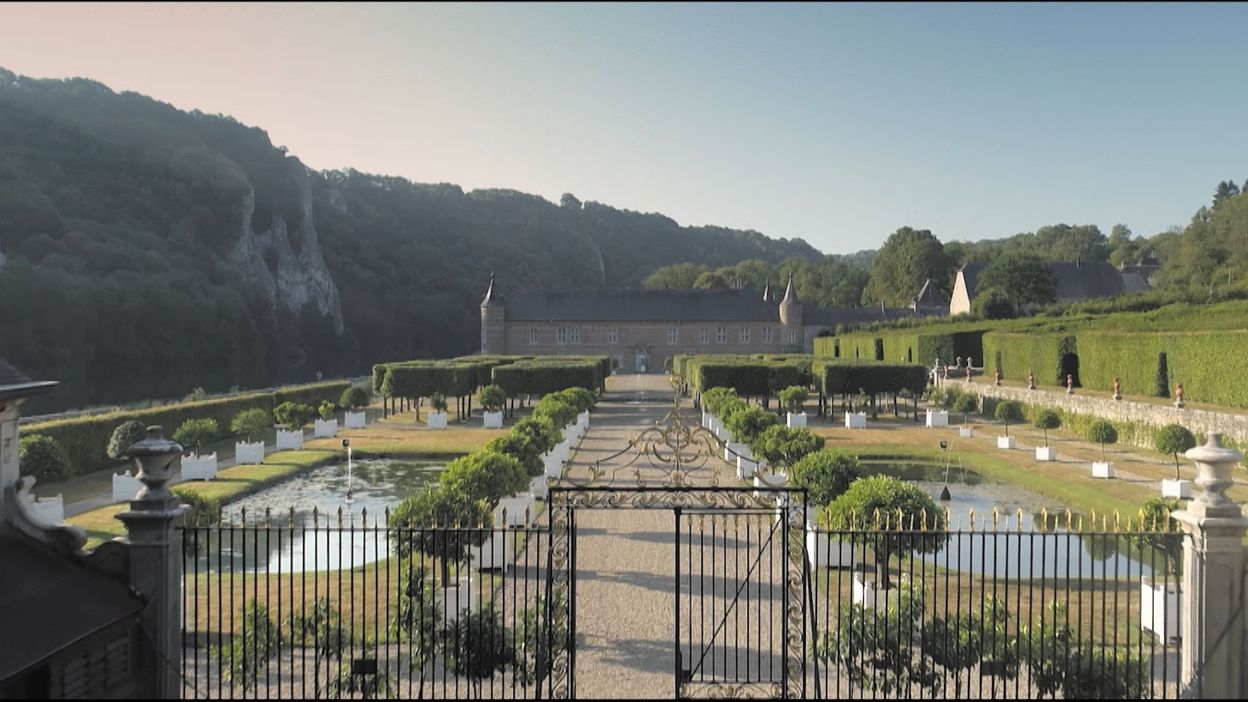 Suite de la série 'Des châteaux et des hommes' : le château de Freyr et ...