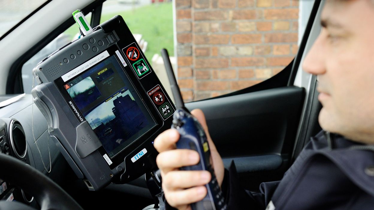 Des caméras intelligentes ont surveillé la frontière avec la France ...